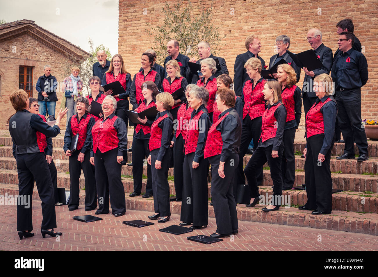 Choir at the summer hi-res stock photography and images - Alamy