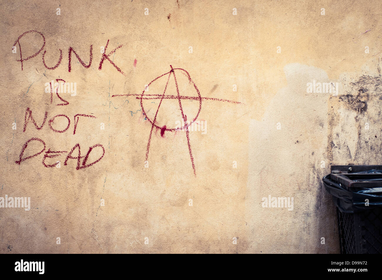 Punk graffiti hi-res stock photography and images - Alamy