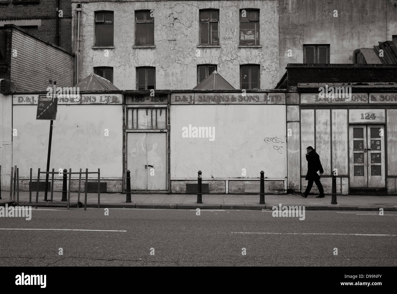 Urban shabbiness around Hackney Road, east London Stock Photo - Alamy
