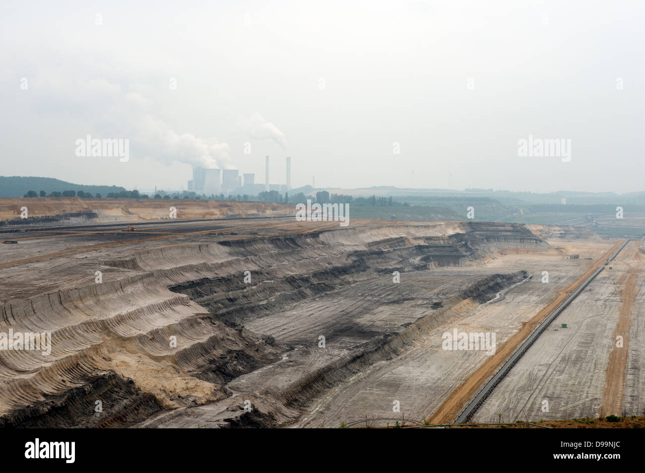 Tagebau (open-cast coal mine) Inden, North Rhine-Westphalia, Germany ...