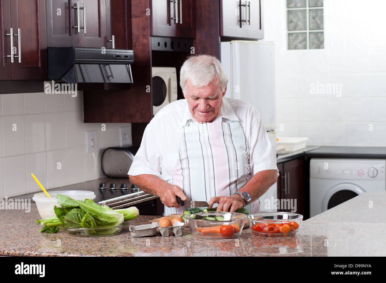 Single elderly gentleman male hi-res stock photography and images - Alamy