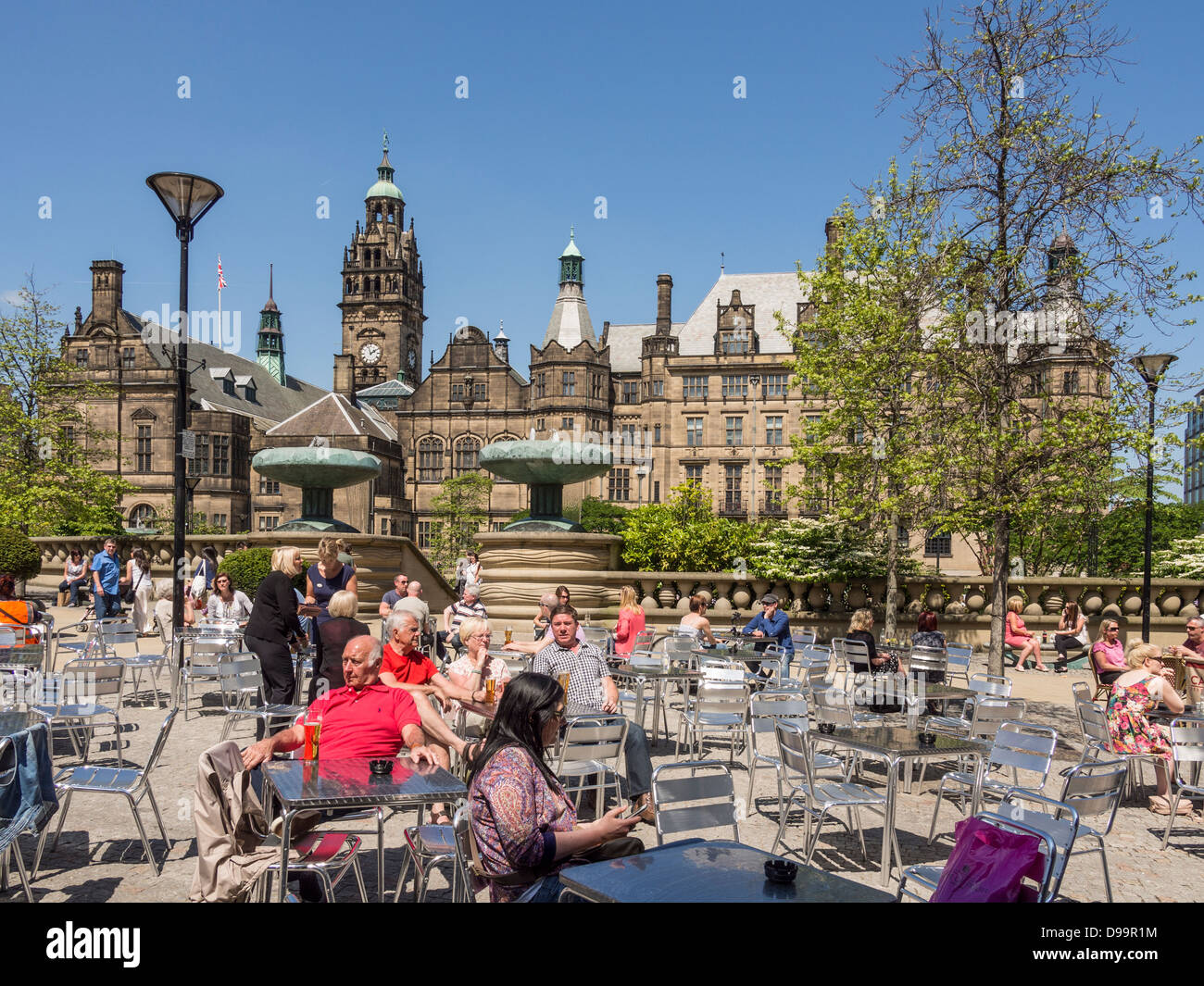 Sheffield cafe outdoor sunny hi-res stock photography and images - Alamy