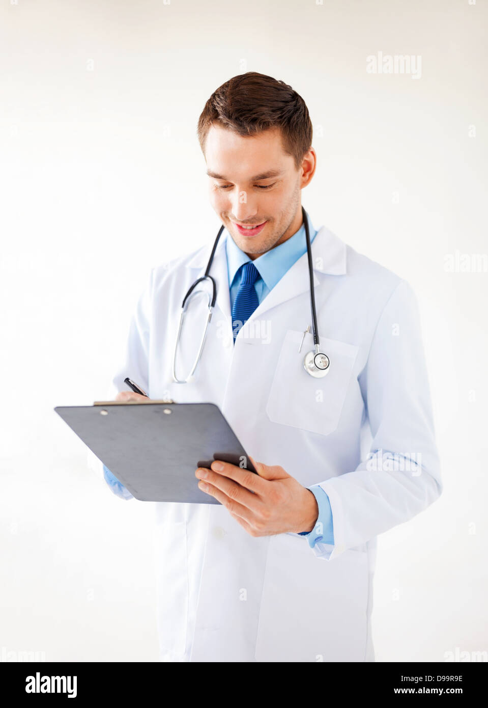 male doctor writing prescription Stock Photo - Alamy