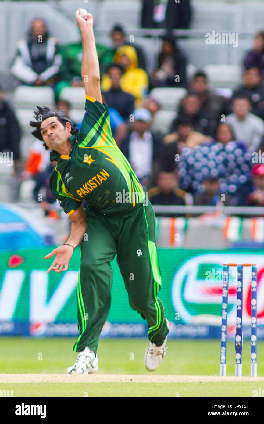Mohammad Irfan Bowling