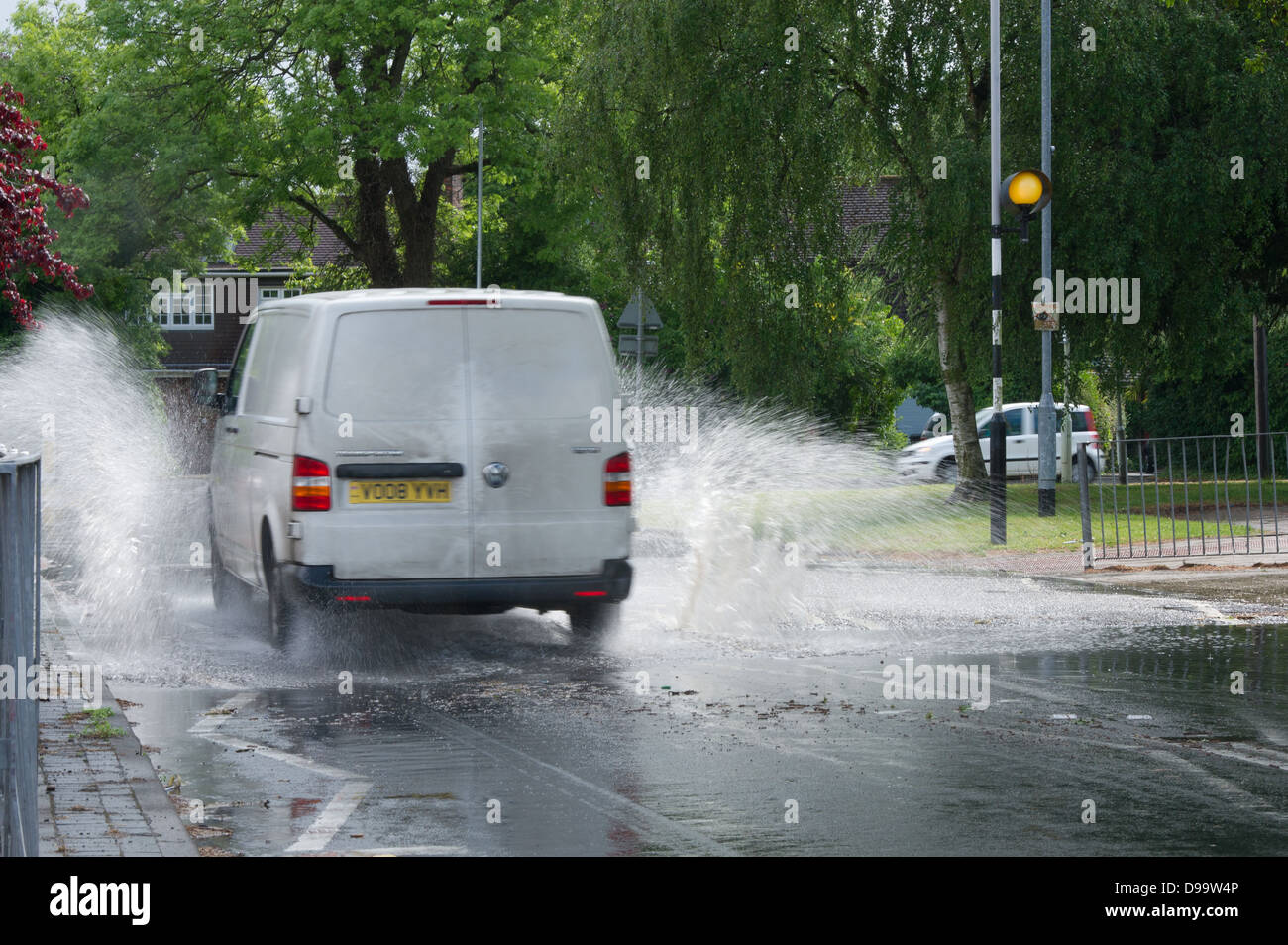 Heavy rain [storm] "St Albans" "Saint Albans" [white van] puddle ...