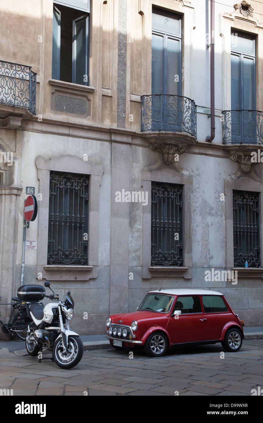 Bmw mini cooper in hi-res stock photography and images - Alamy