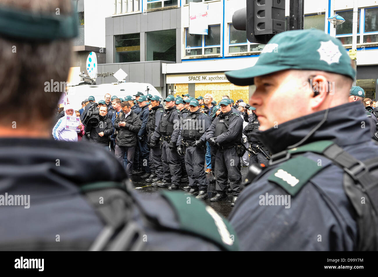 Belfast, Northern Ireland, 15th june 2013. Dozens of police officers ...