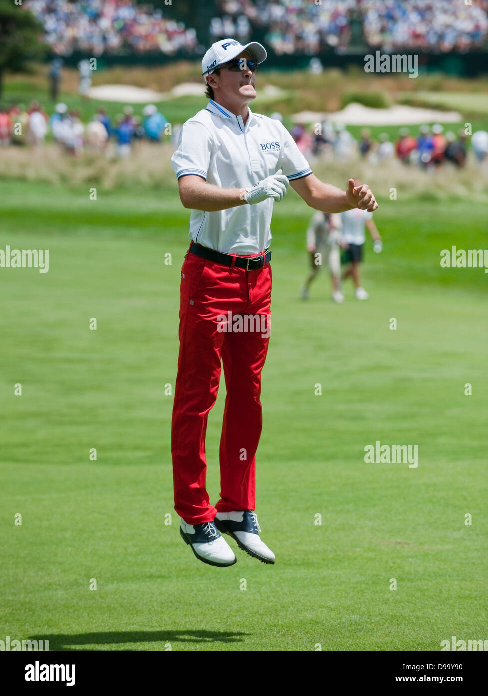 New York, USA. 15th June 2013. Scott Langley, of USA, looks to see the ...