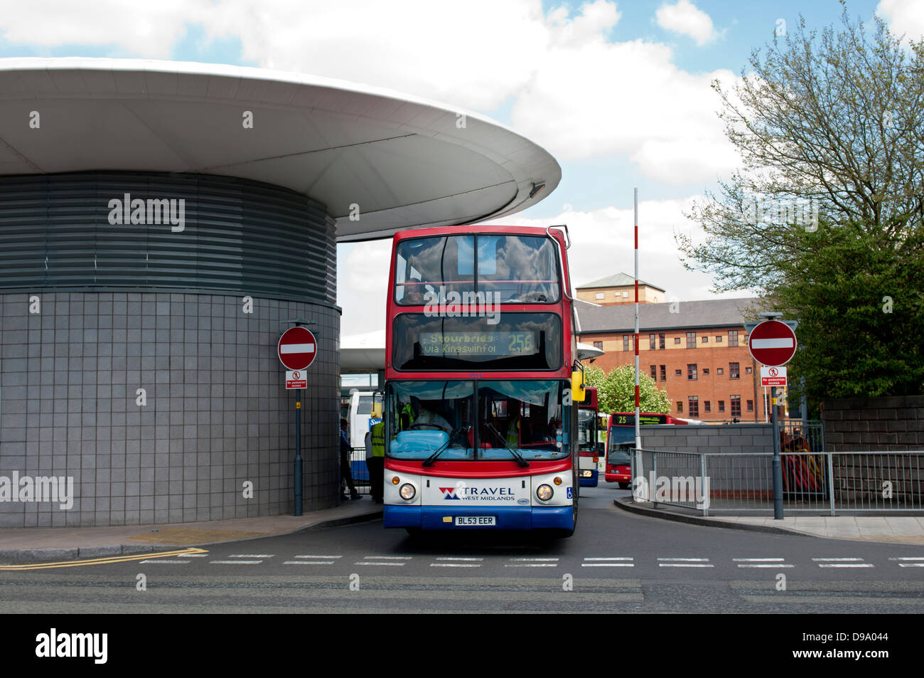 Bus leaving Wolverhampton bus station, West Midlands, England, UK Stock ...