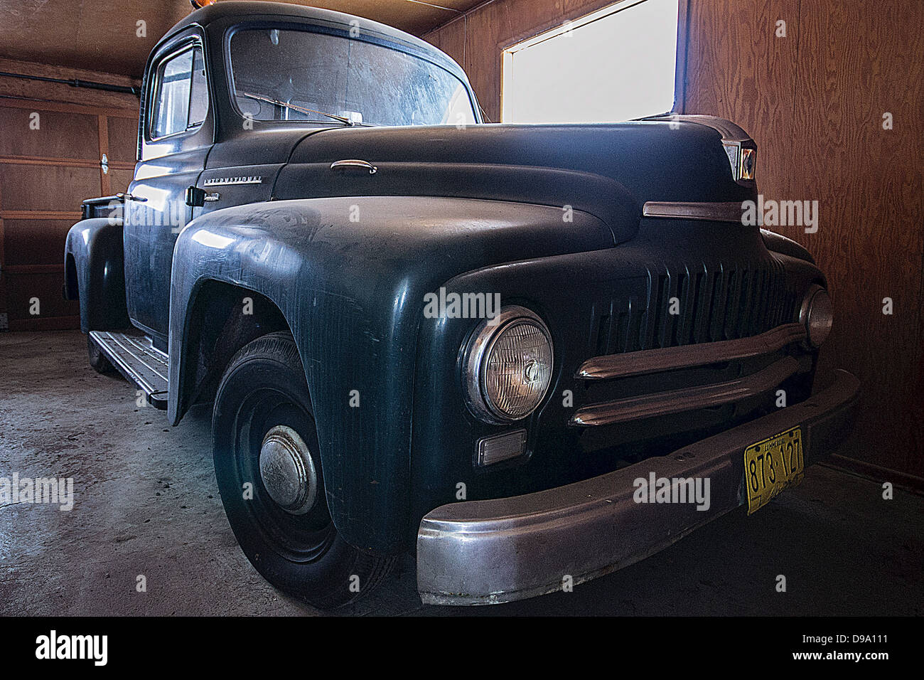 International L110 international l110, truck, farm, old, rust, antique ...