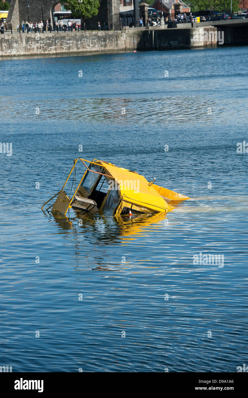Yellow duckmarine hi-res stock photography and images - Alamy