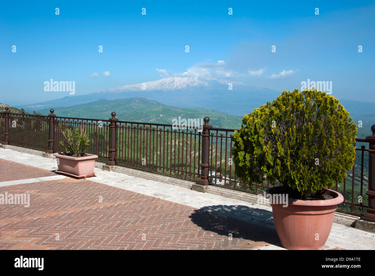 Troina sicily hi-res stock photography and images - Alamy