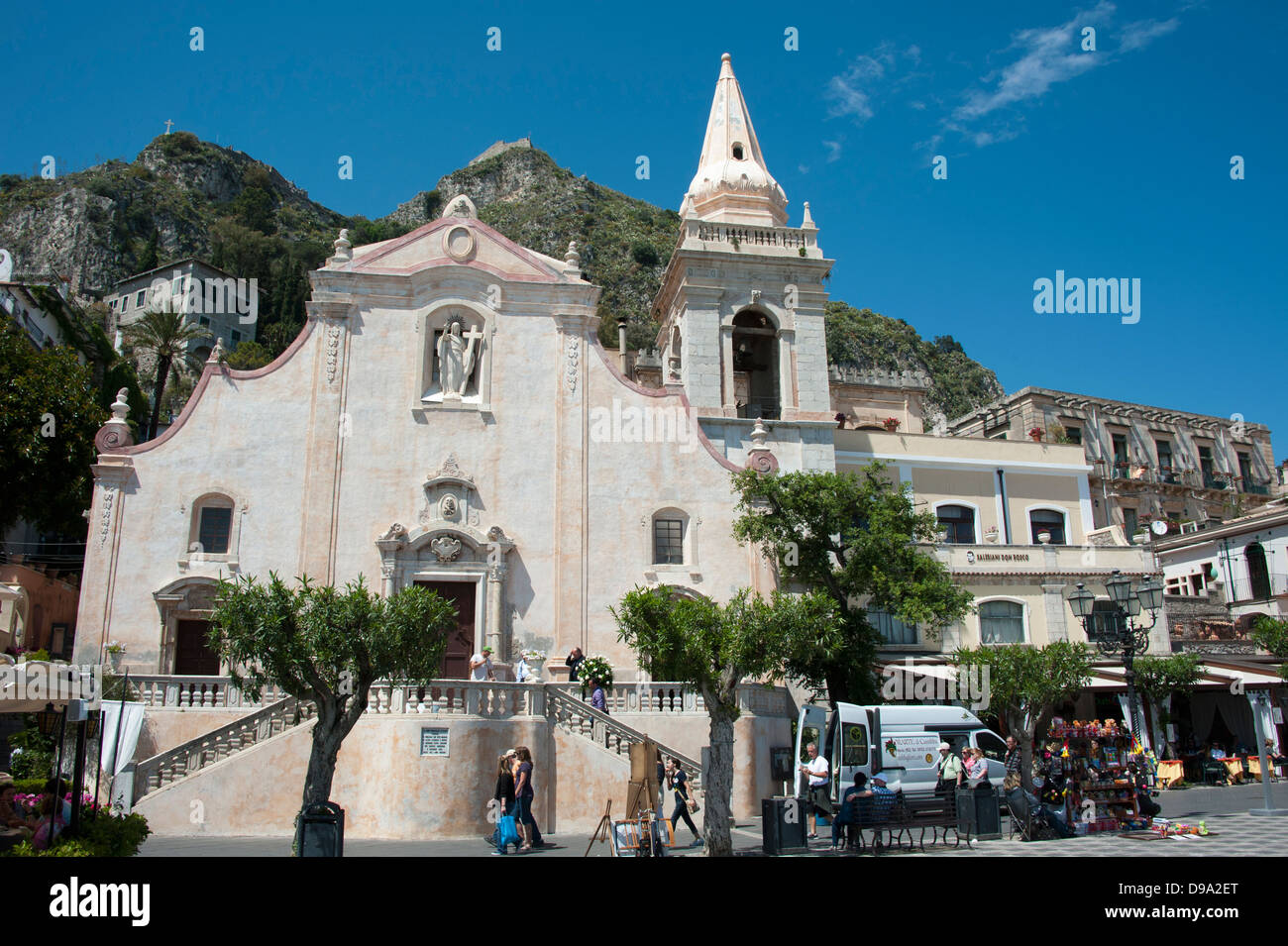 Taormina church hi-res stock photography and images - Alamy