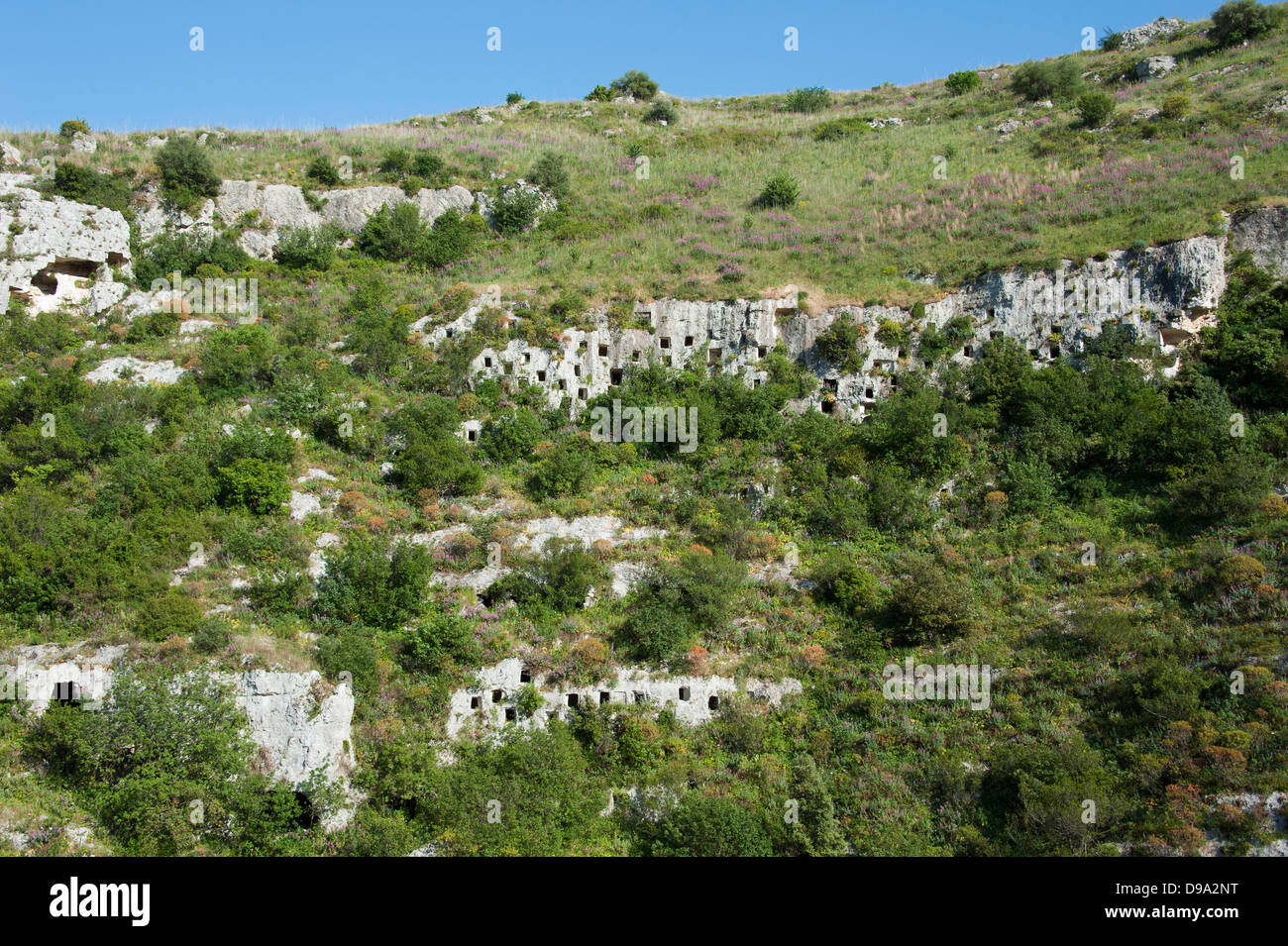 Necropoleis, Pantalica, Sicily, Italy , Nekropolen, Pantalica, Sizilien ...