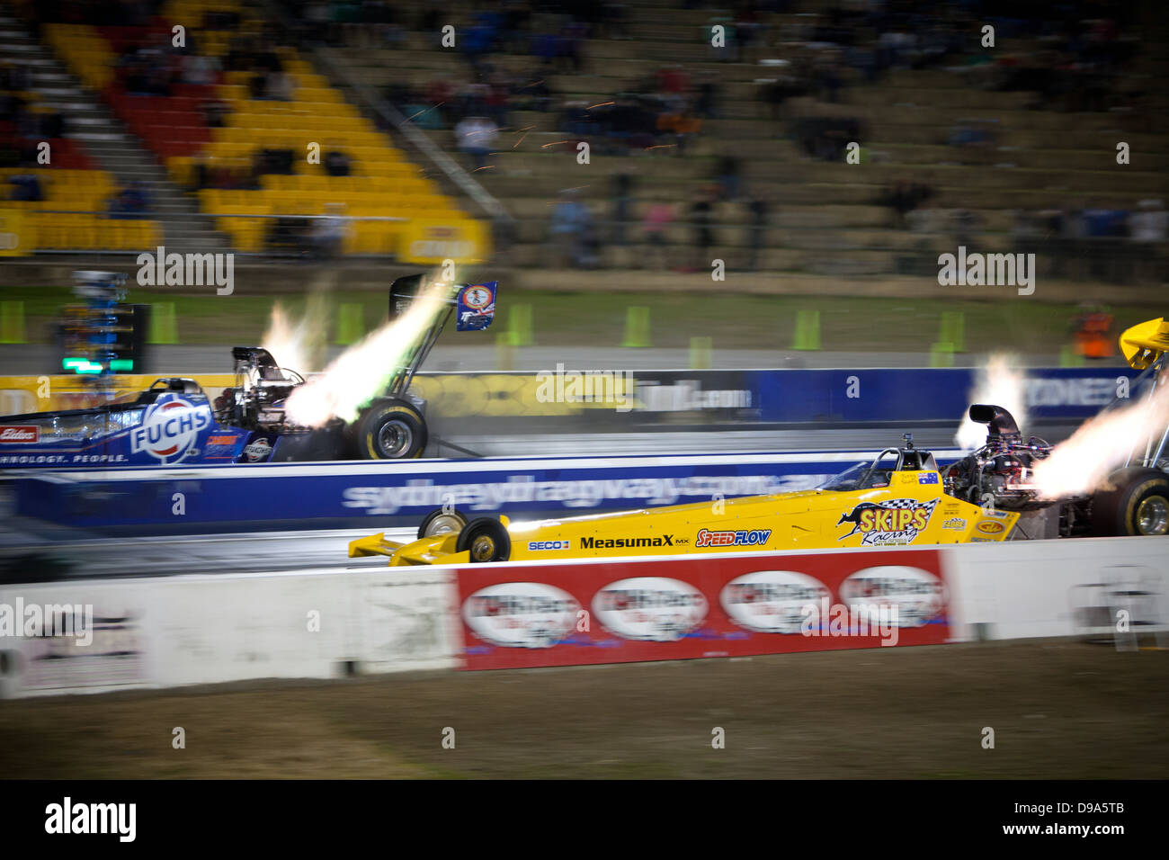 Dragster Fire Stock Photos & Dragster Fire Stock Images - Alamy