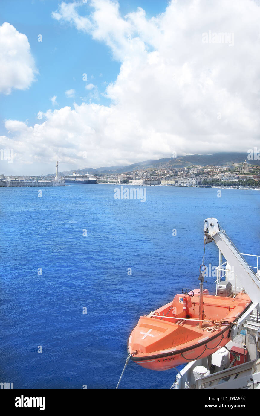 Strait of messina ferry hi-res stock photography and images - Alamy