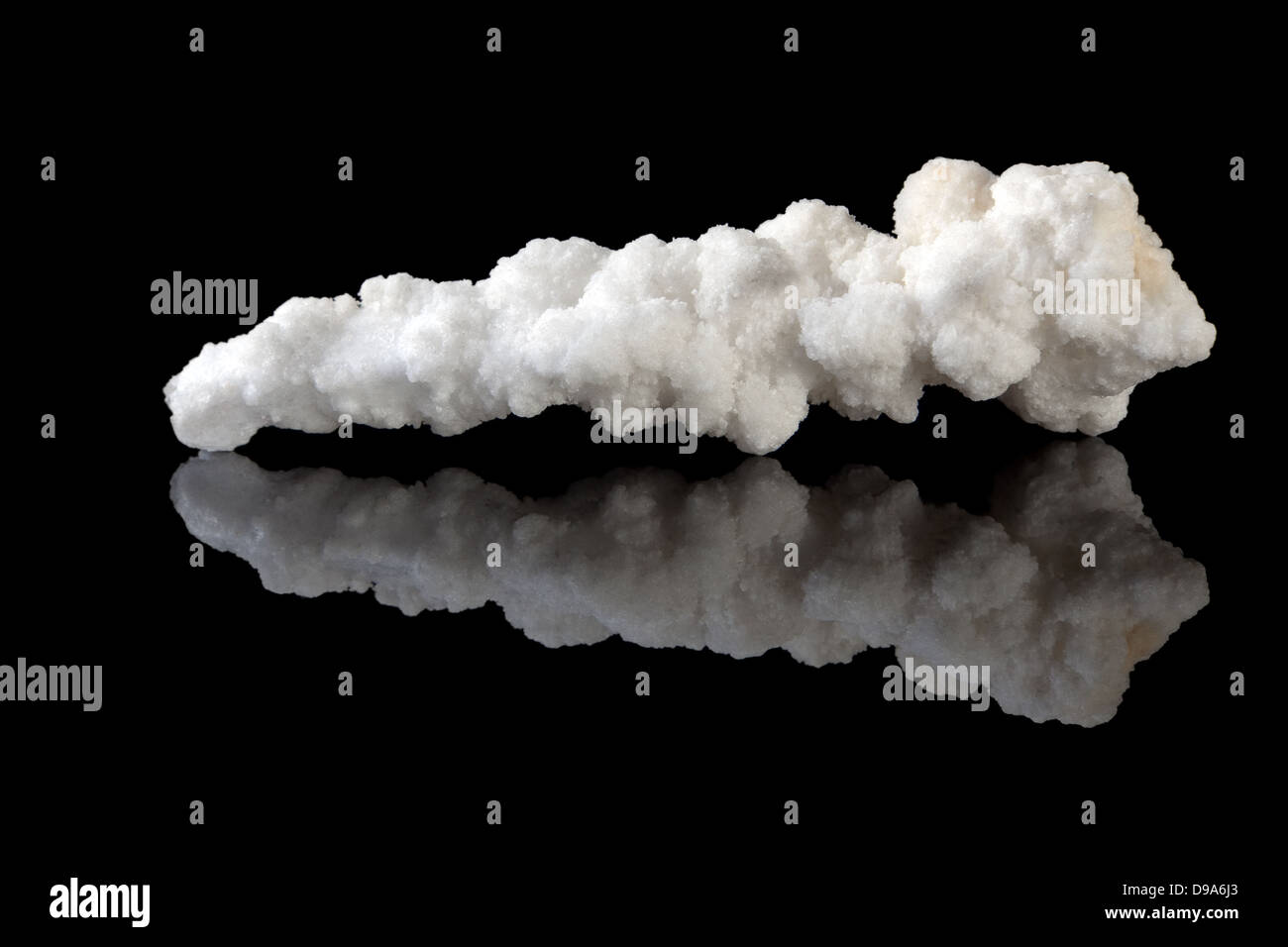 Stalactite structure hi-res stock photography and images - Alamy