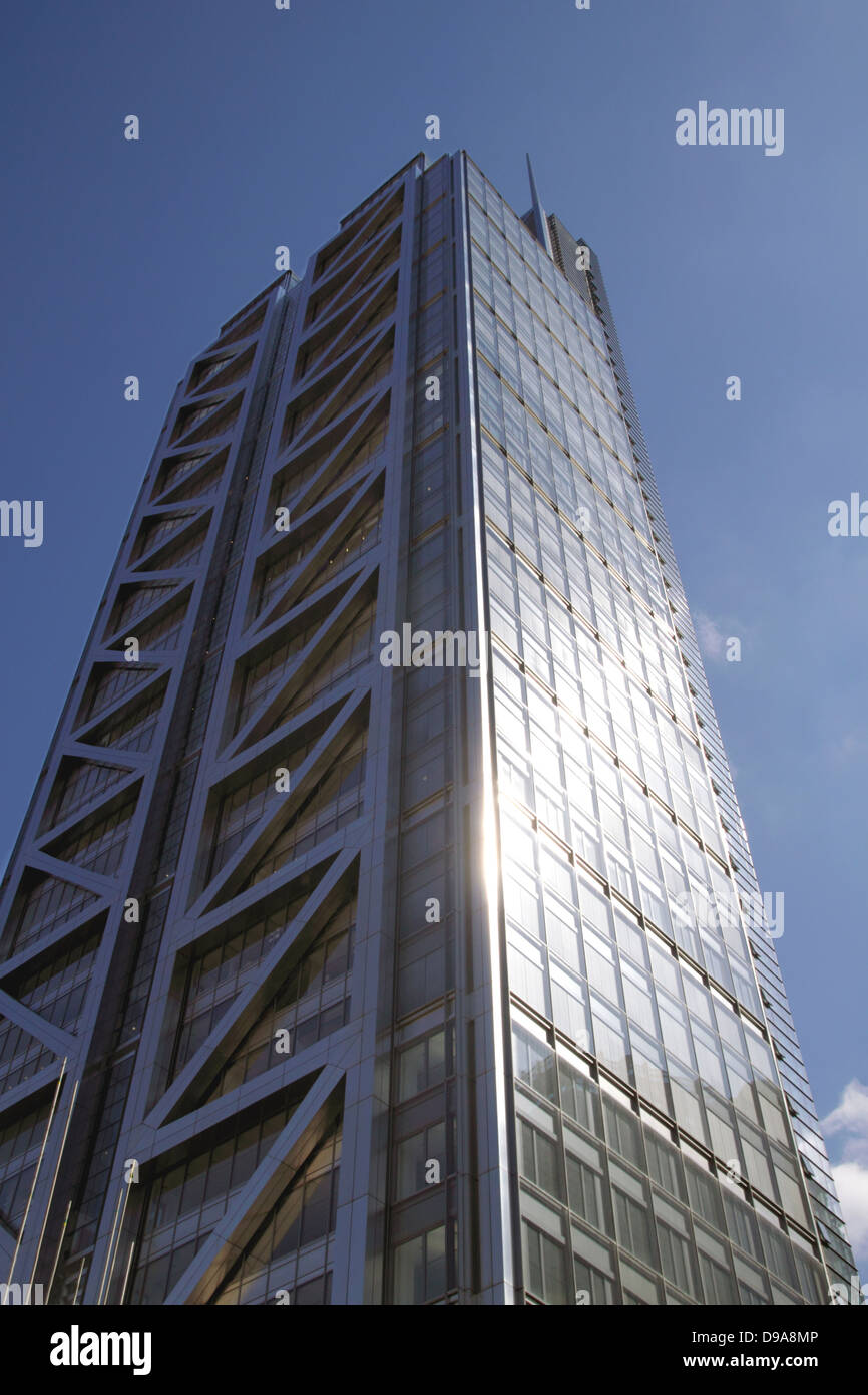 Heron tower hi-res stock photography and images - Alamy