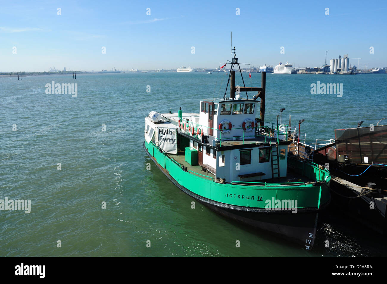 Southampton dock head hi-res stock photography and images - Alamy
