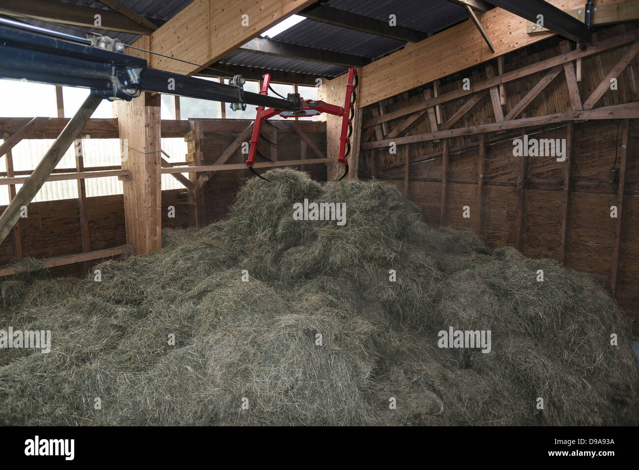 Overhead ceiling crane hi-res stock photography and images - Alamy