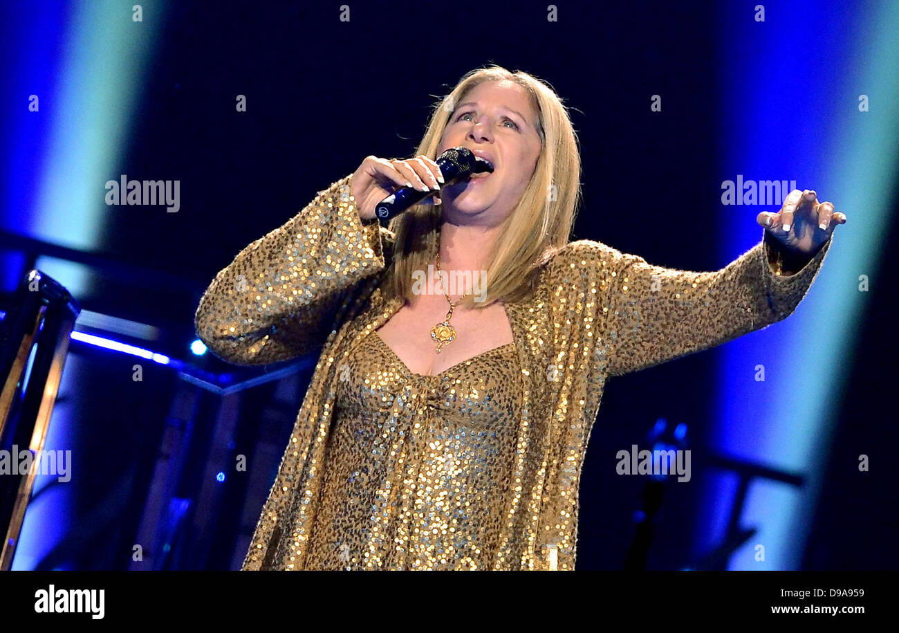 Berlin, Germany. 15th June, 2013. US singer Barbra Streisand gives a ...
