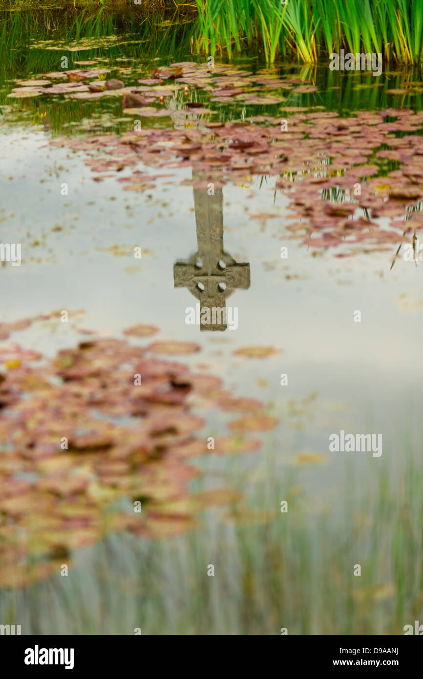Celtic Cross Reflected Stock Photo - Alamy