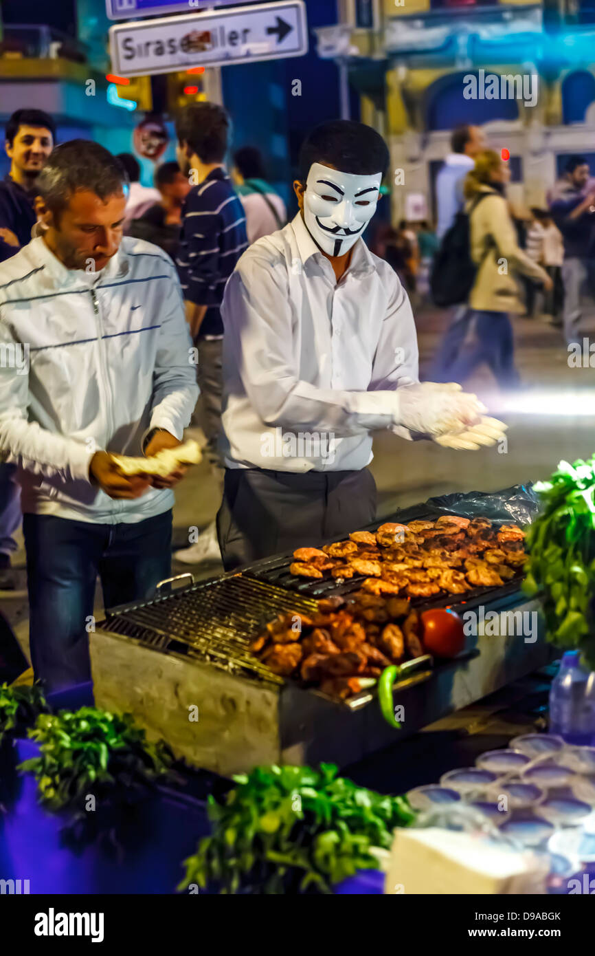 Man wearing anonymous mask hi-res stock photography and images - Alamy