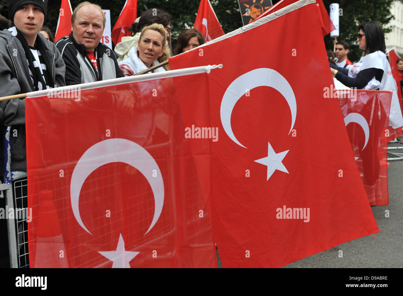 Turkish embassy london hi-res stock photography and images - Alamy