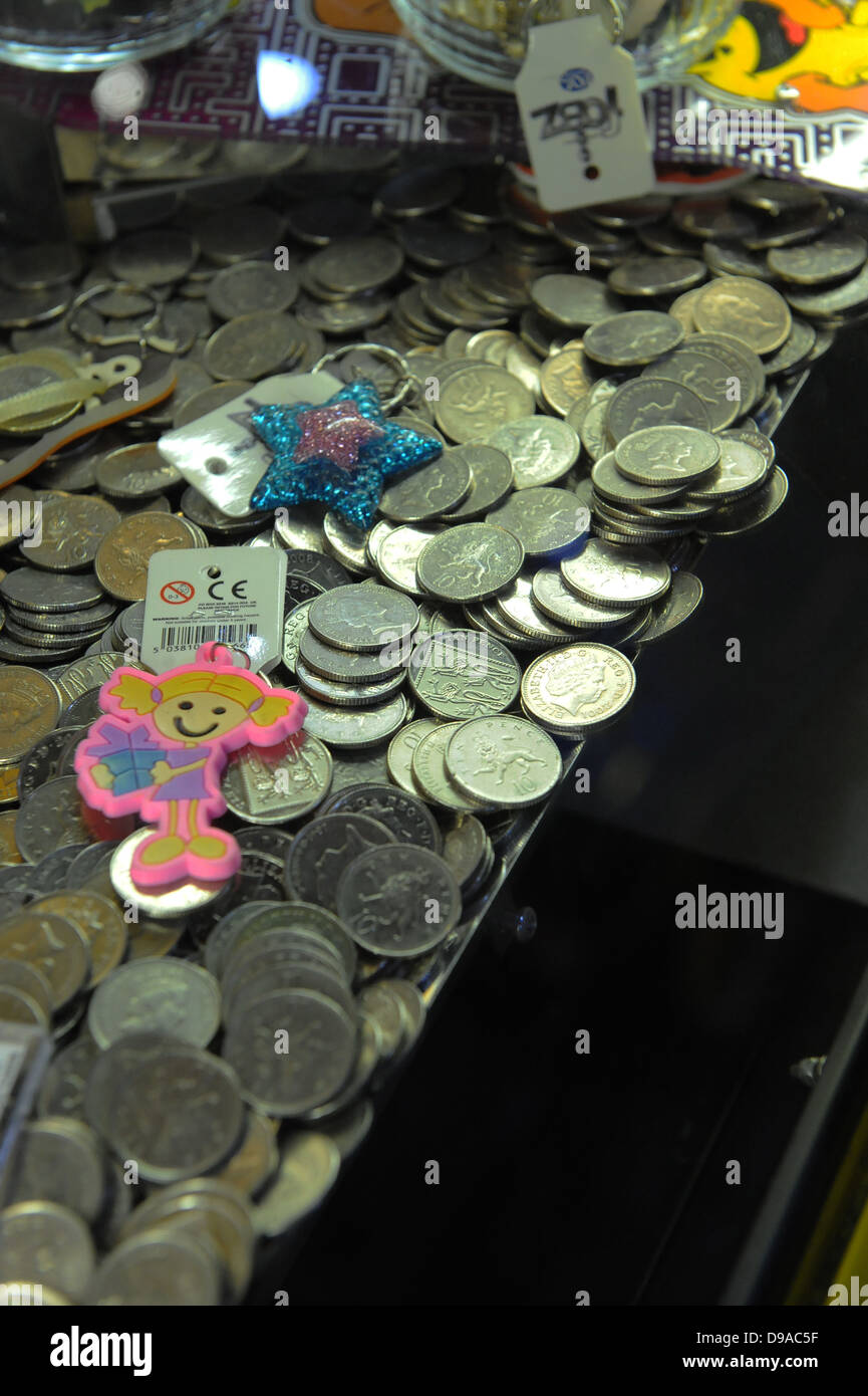 Coin pusher arcade game machine hi-res stock photography and images - Alamy