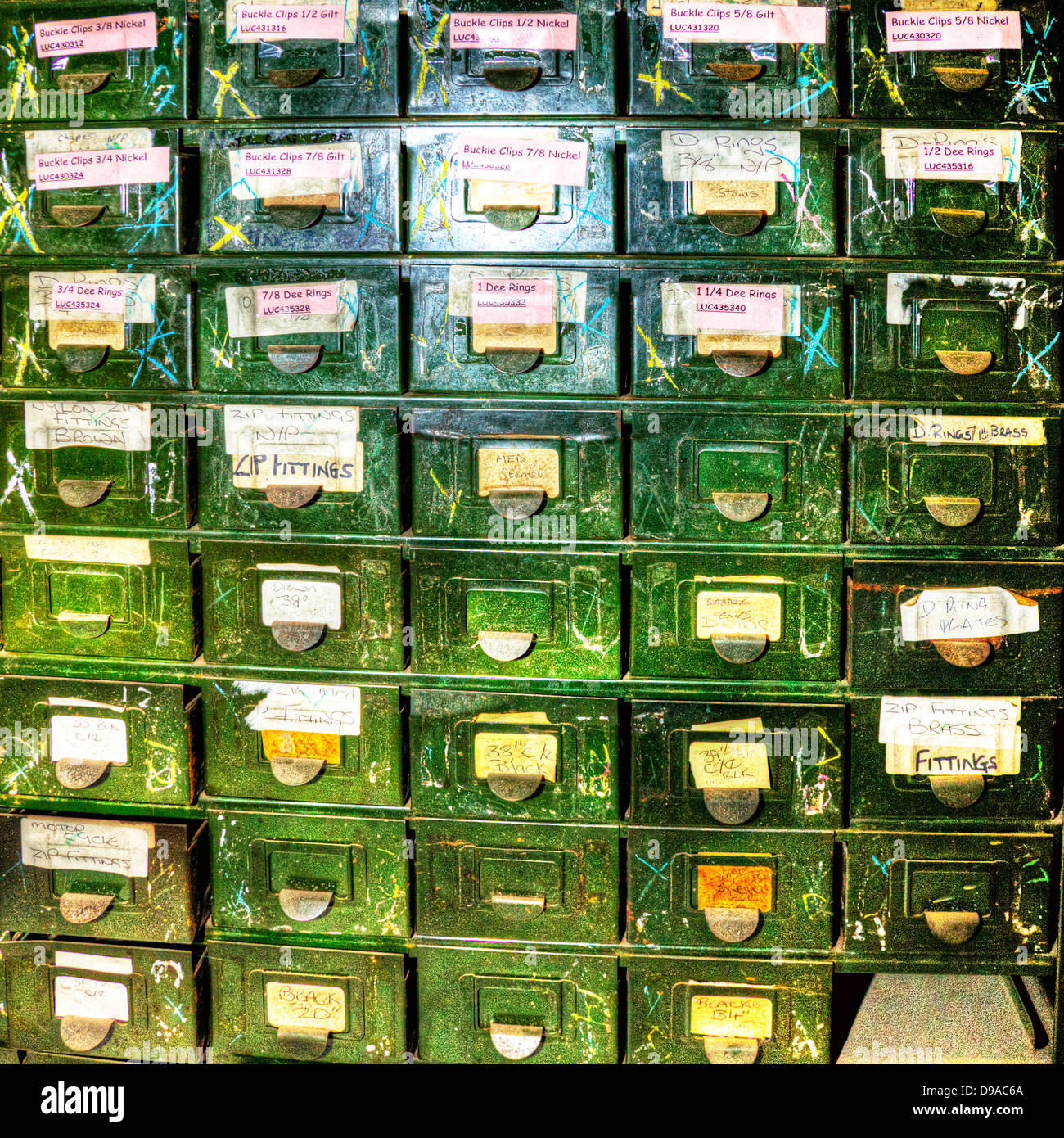 Old drawers hi-res stock photography and images - Alamy