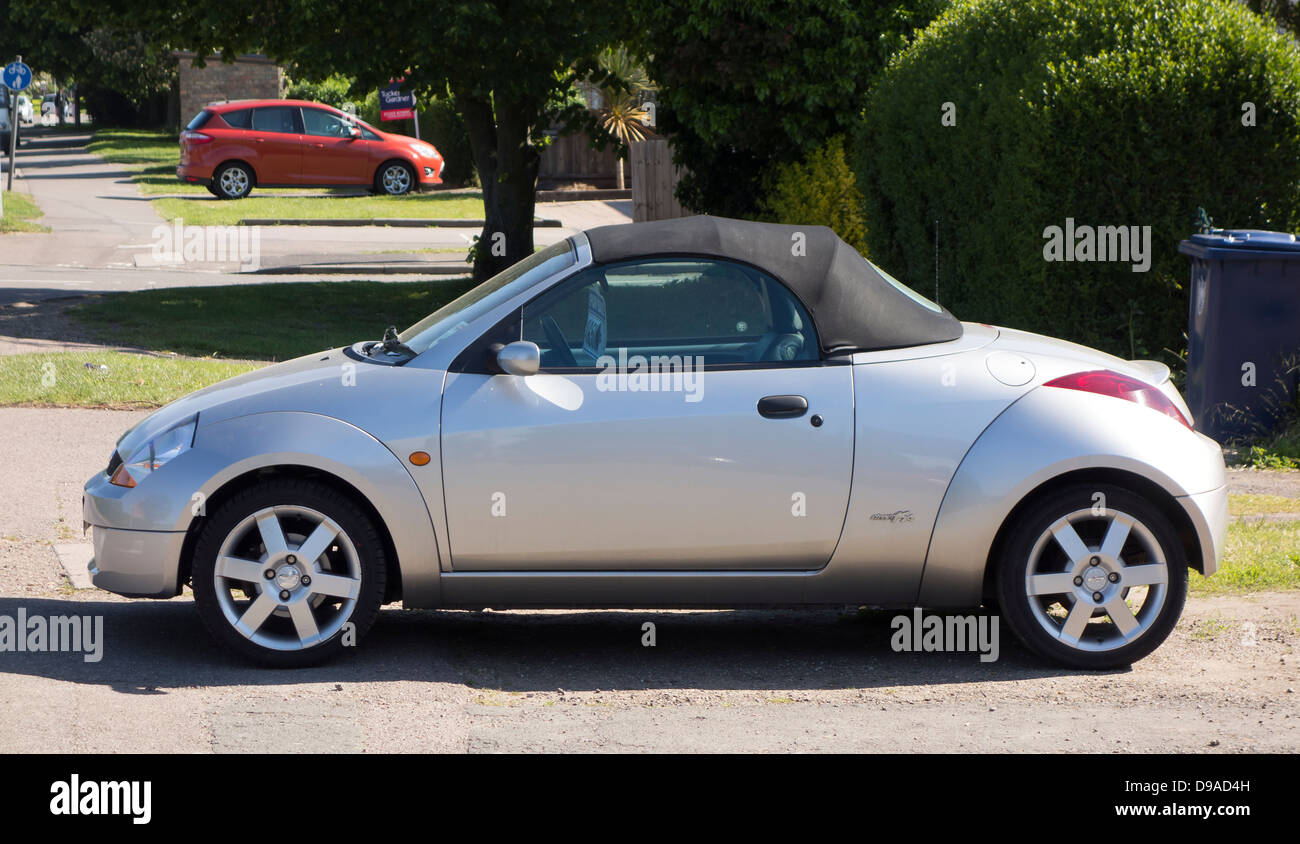 Ford Ka coupe Stock Photo - Alamy