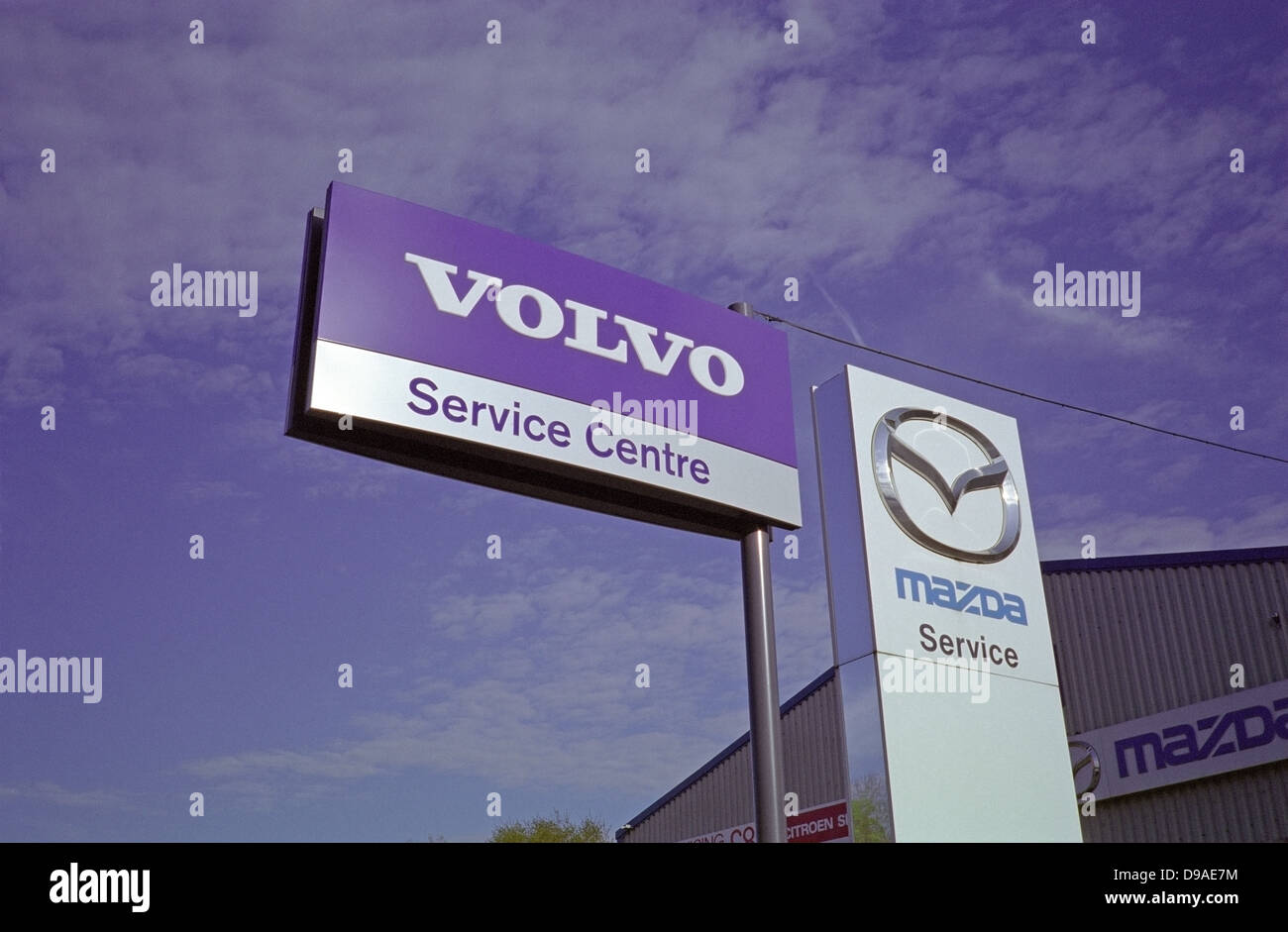 Mazda garage hi-res stock photography and images - Alamy