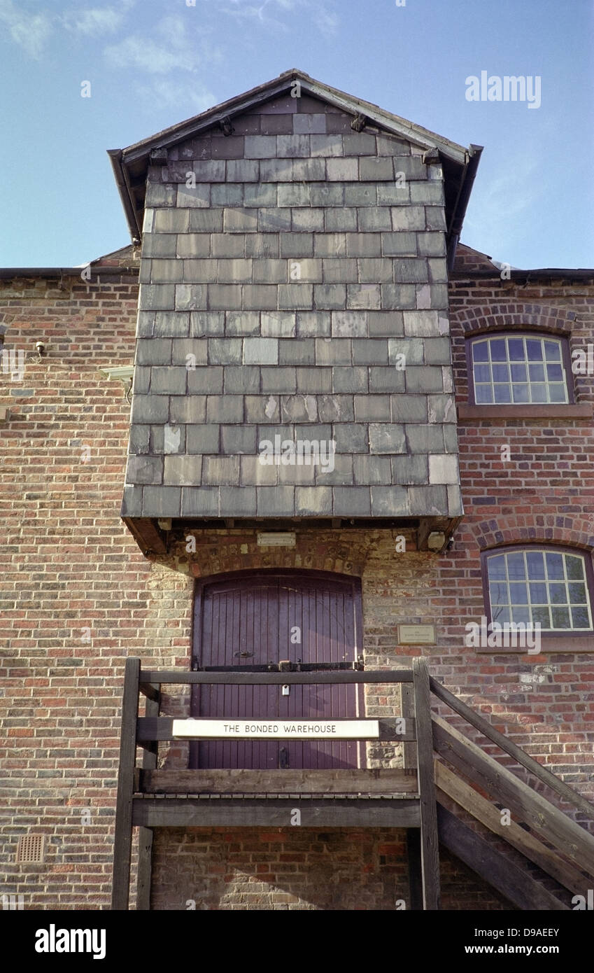 Stourbridge bonded warehouse hi-res stock photography and images - Alamy