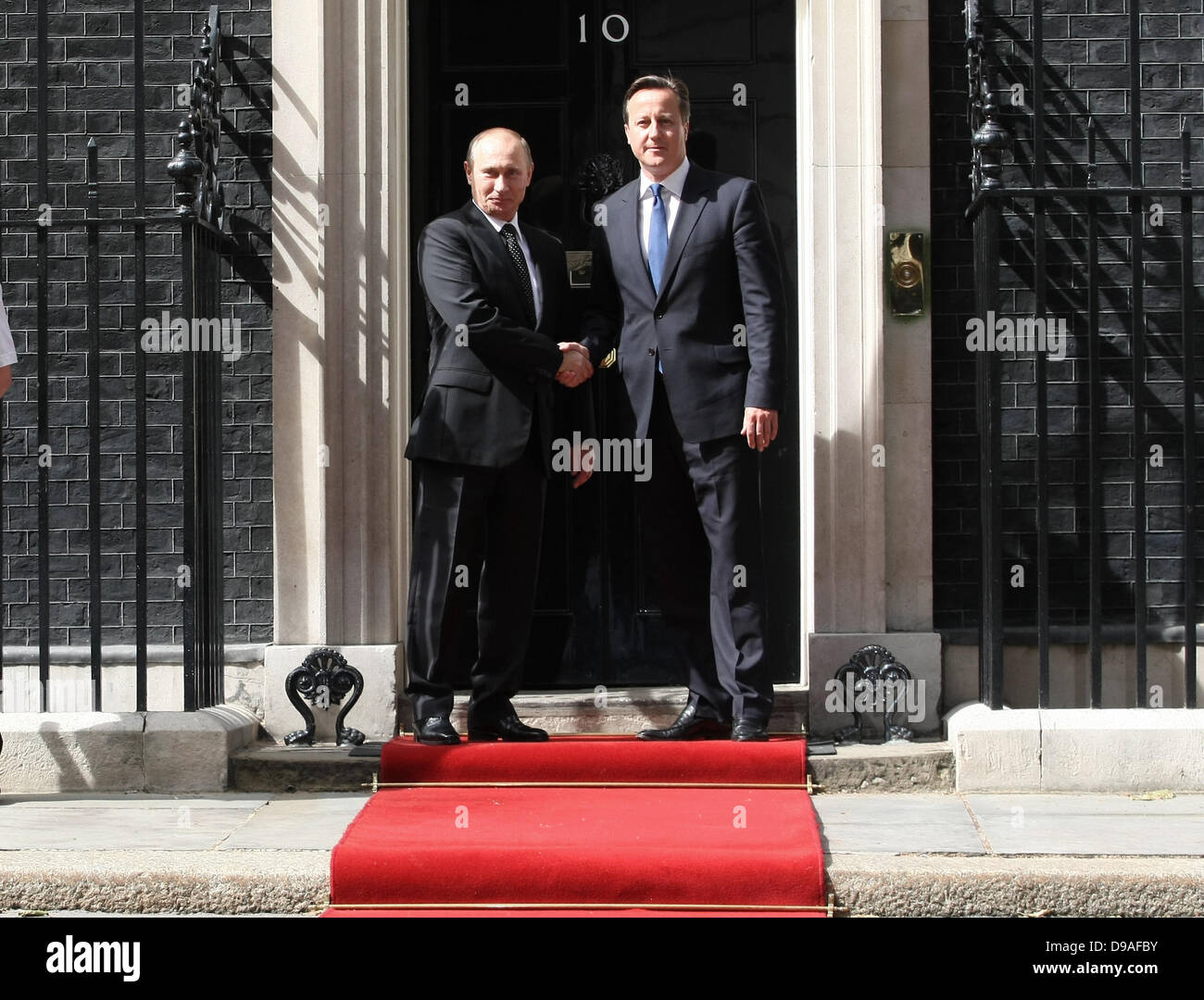VLADIMIR PUTIN & DAVID CAMERON RUSSIAN PRESIDENT AND BRITISH 16 June ...