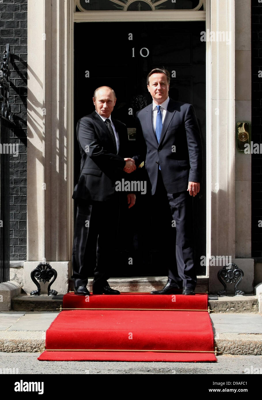 VLADIMIR PUTIN & DAVID CAMERON RUSSIAN PRESIDENT AND BRITISH 16 June ...