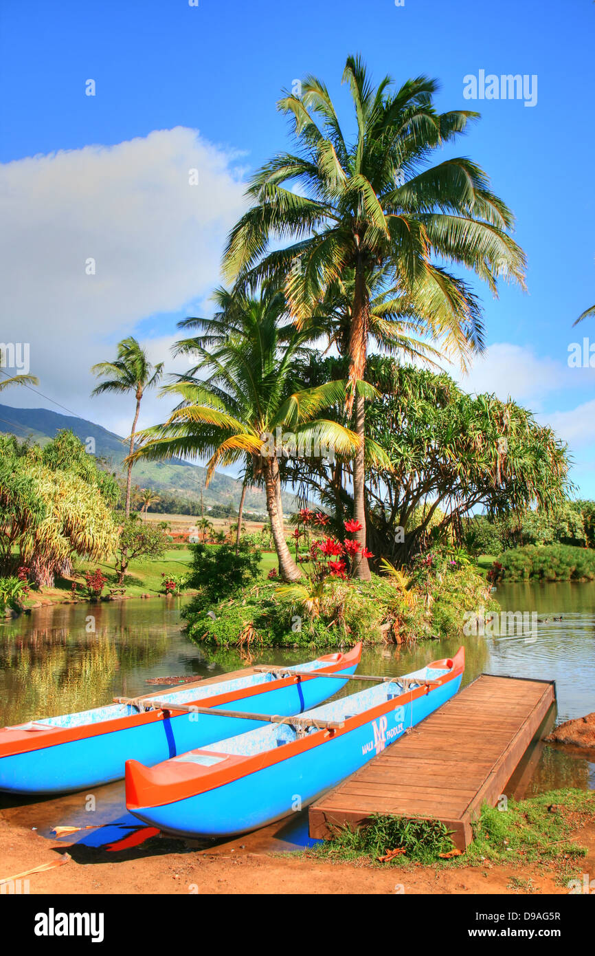 Canoe dock hi-res stock photography and images - Alamy