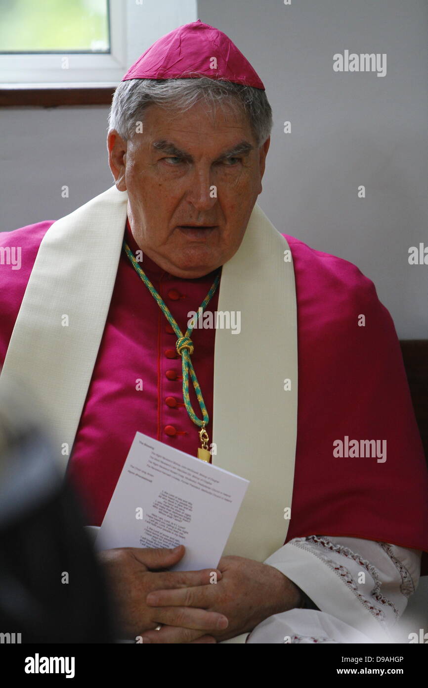 Campaign for a catholic church hi-res stock photography and images - Alamy