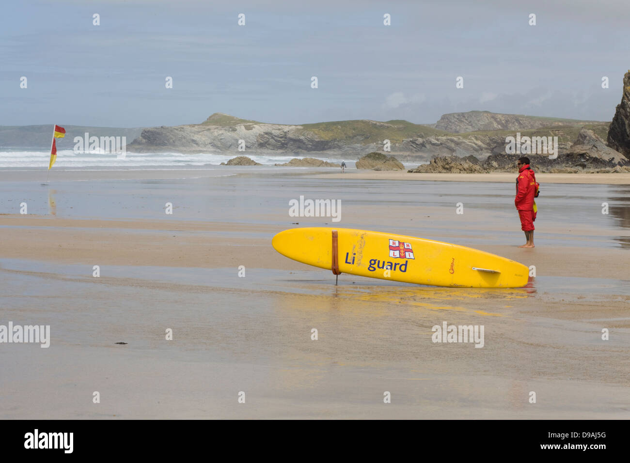 Lifeguarded hi-res stock photography and images - Alamy