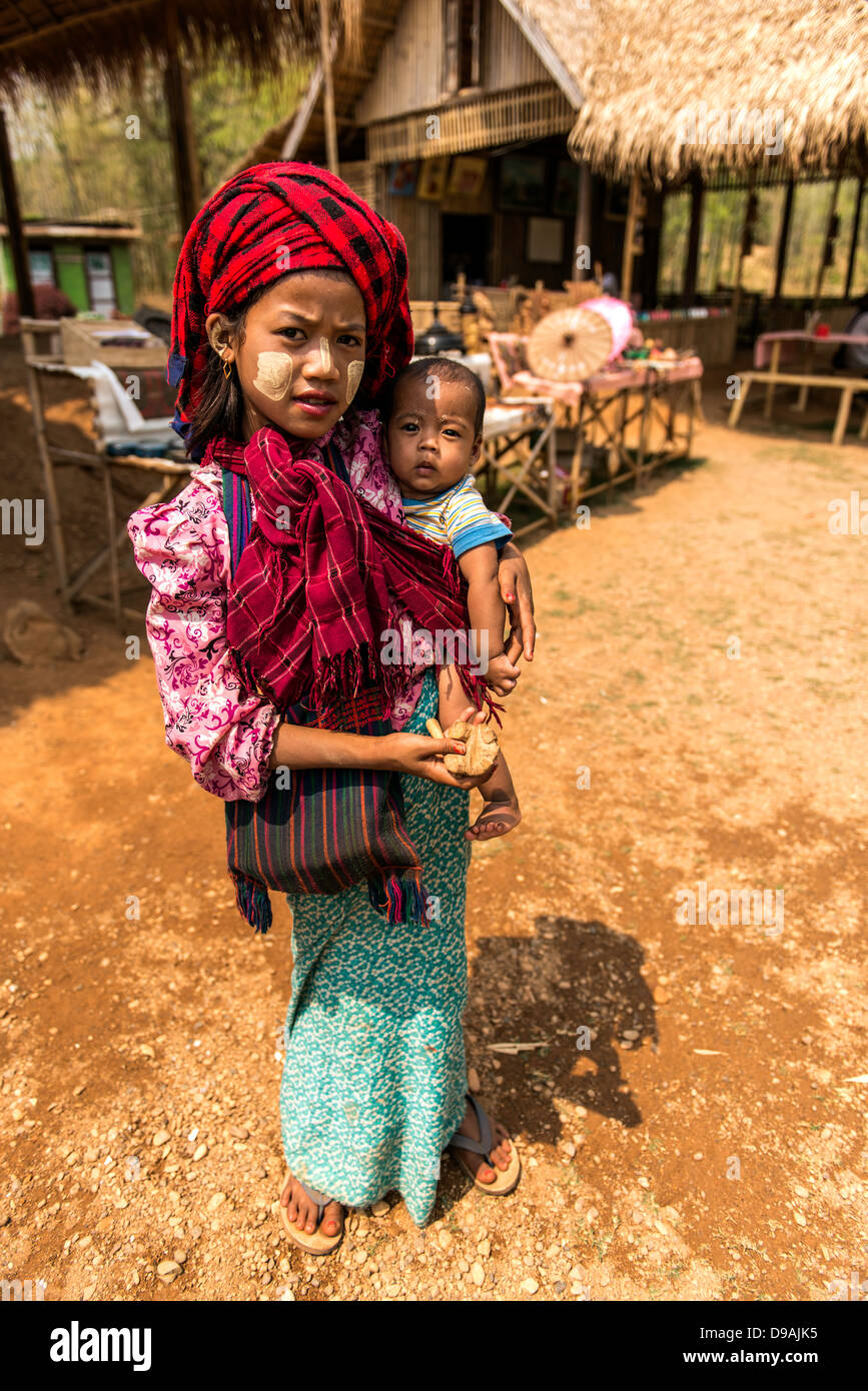 Burmese child girl hi-res stock photography and images - Alamy