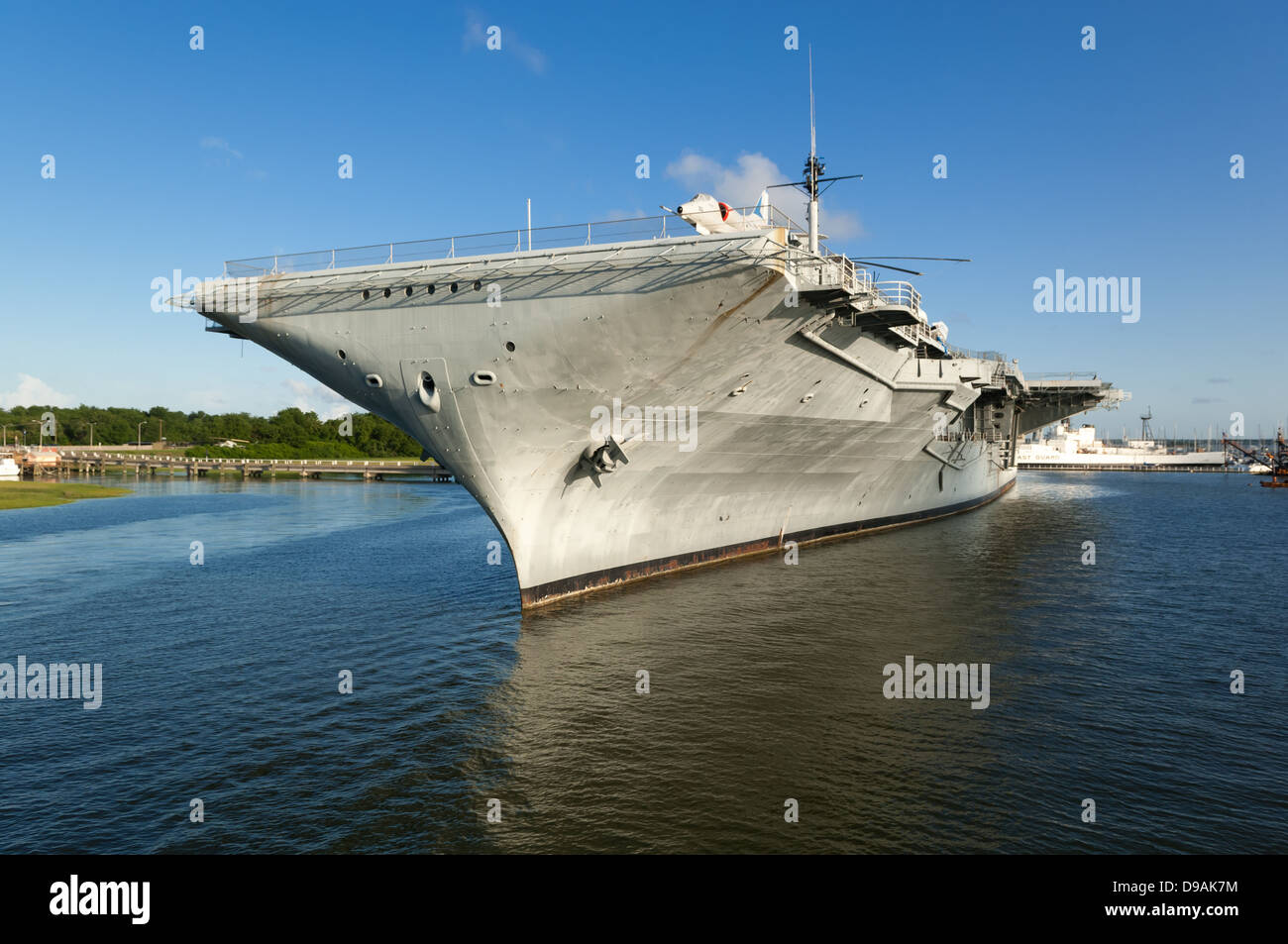 Uss constellation bridge hi-res stock photography and images - Alamy