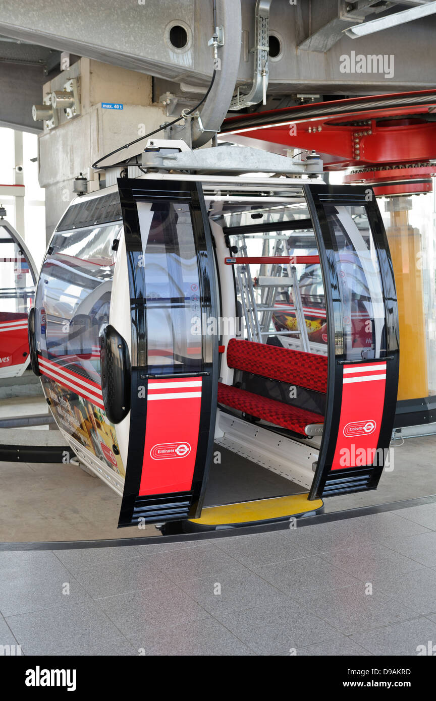 Emirates cable cars, London, England, United Kingdom Stock Photo - Alamy