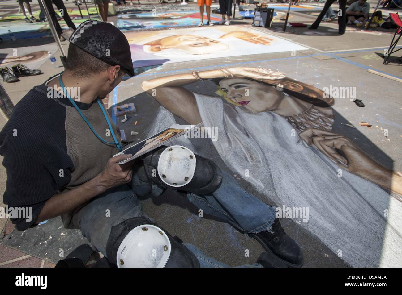 Animators work hi-res stock photography and images - Alamy