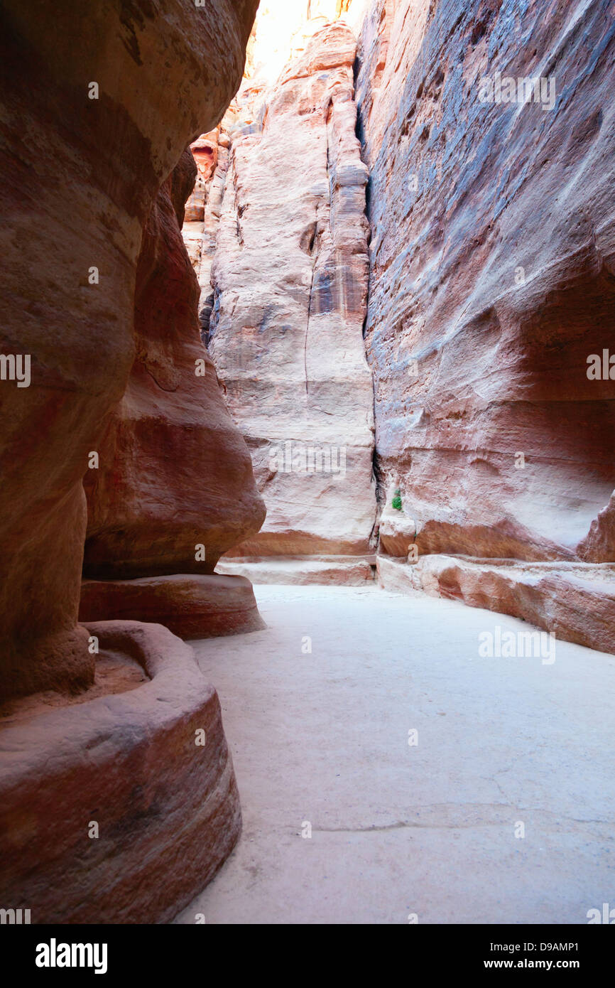 Petra water channel hi-res stock photography and images - Alamy