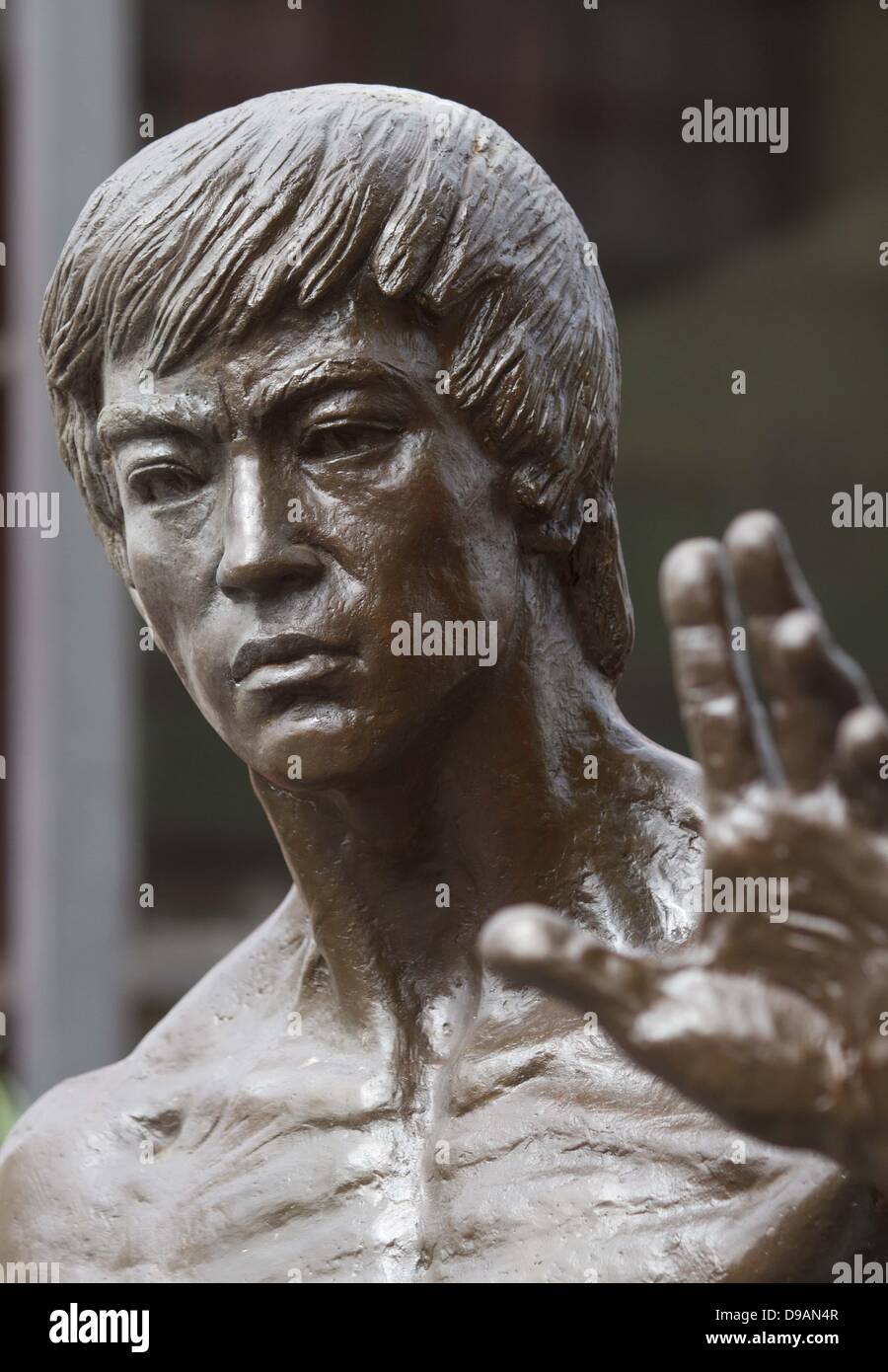Bruce Lee Statue In Chinatown High Resolution Stock Photography and ...