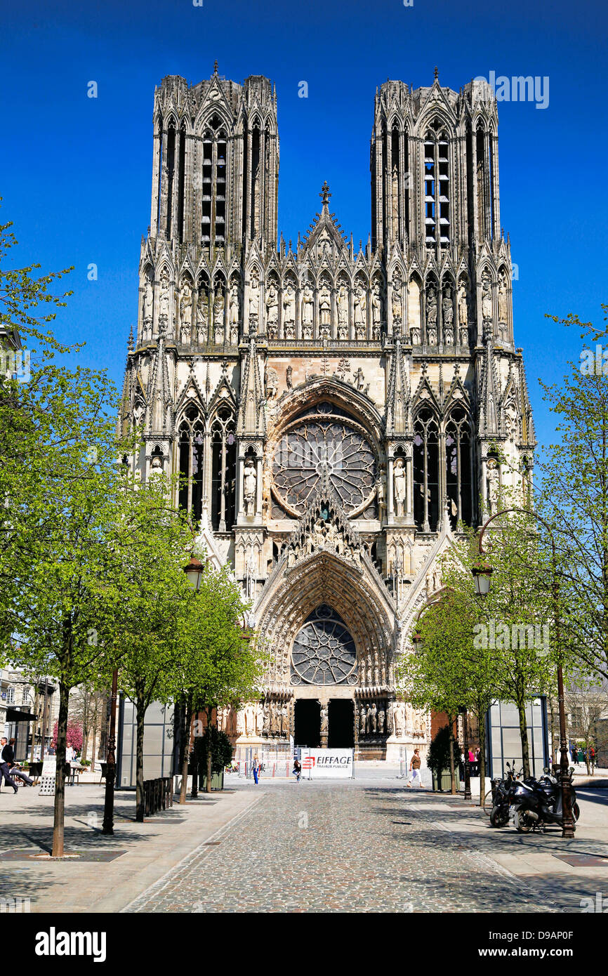 Cathedrale de reims hi-res stock photography and images - Alamy