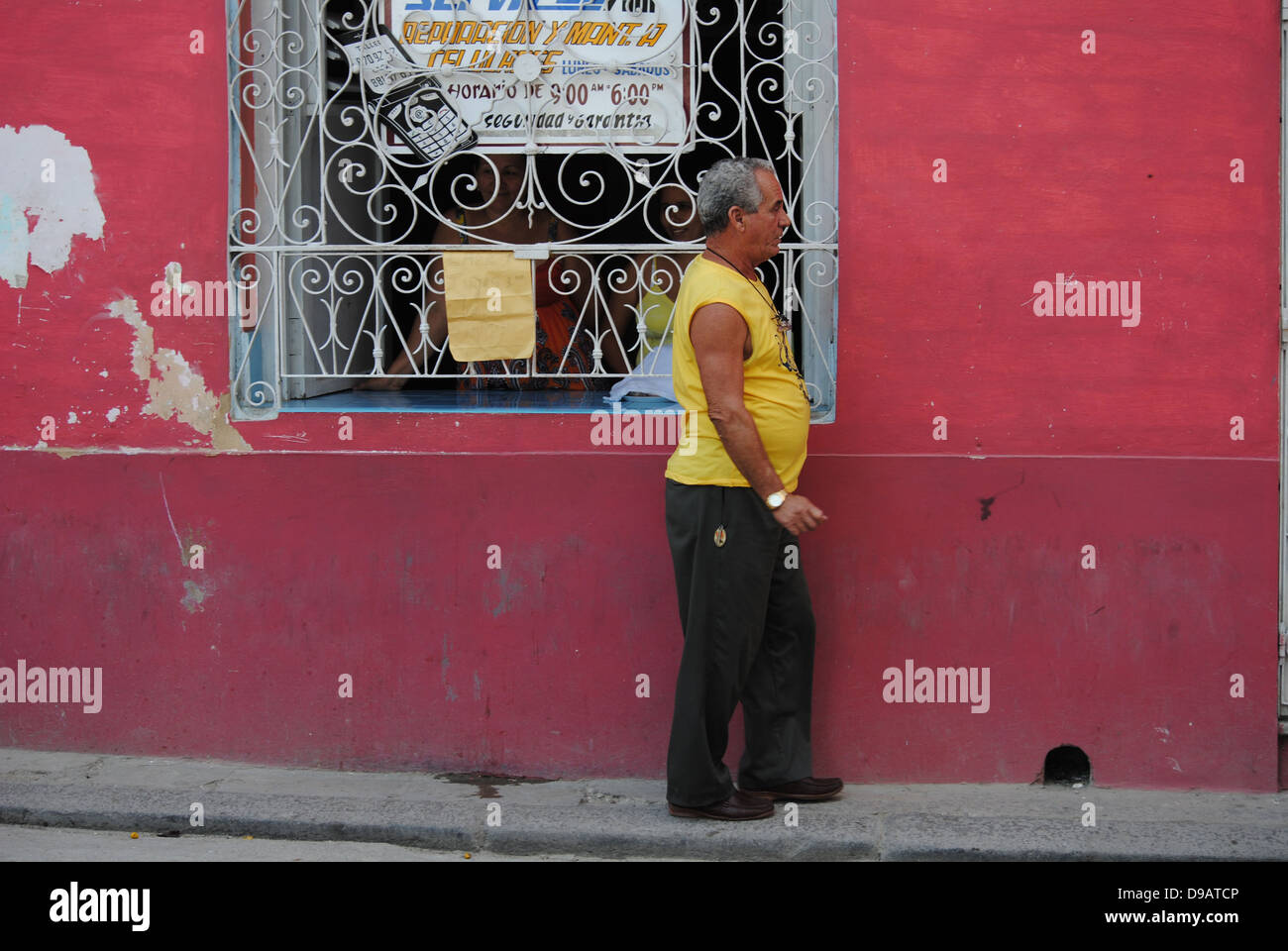 Cuban Life on the Street Stock Photo - Alamy