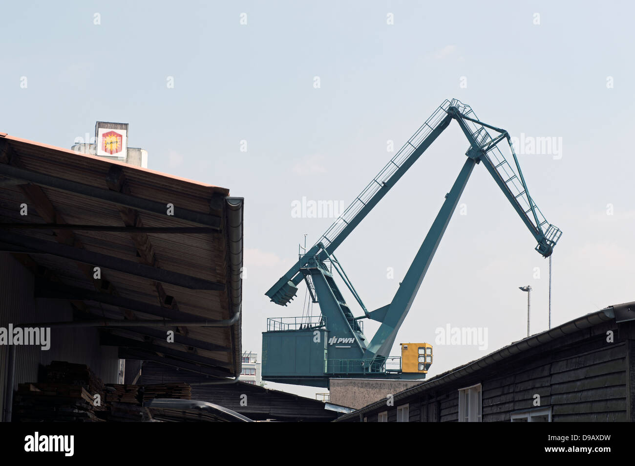 Dockside crane hi-res stock photography and images - Alamy