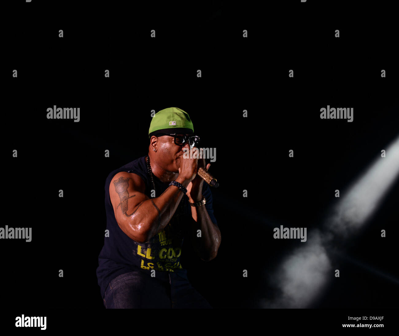 Jun 15, 2013 - Portsmouth, Virginia, U.S. - Rapper LL COOL J aka JAMES ...