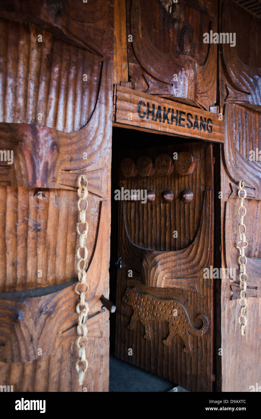 Naga door art hi-res stock photography and images - Alamy