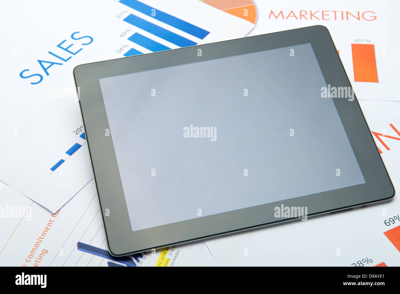 Trend reports hi-res stock photography and images - Alamy